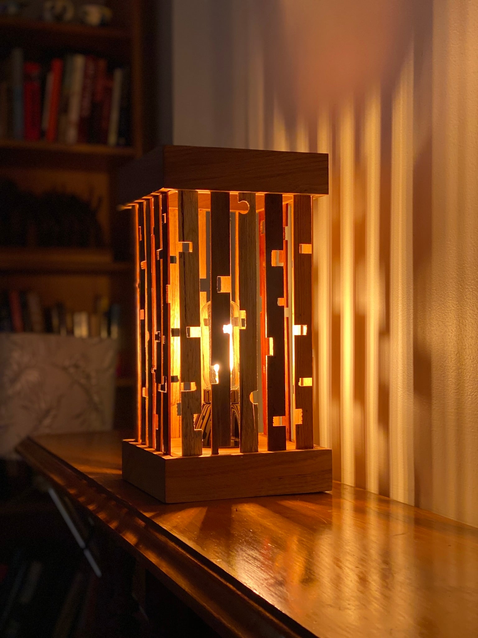 Shadow Lamp – Made By Mike Store